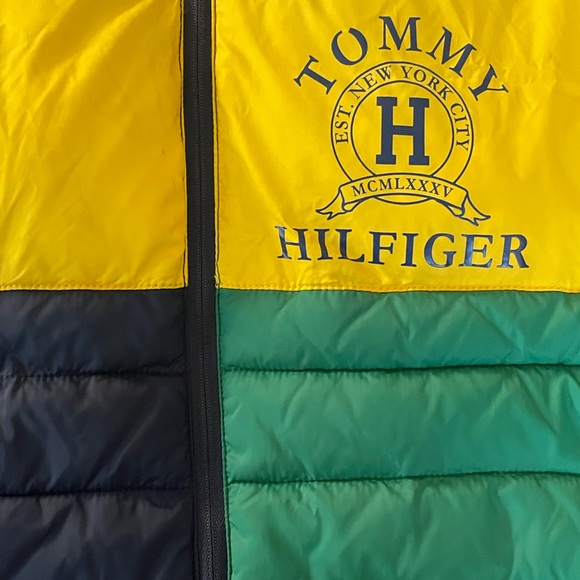 Tommy Hilfiger | Jackets & Coats | Rare Multi Color Tommy Hilfiger ...